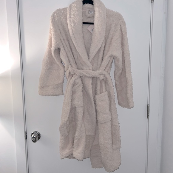 Intimates & Sleepwear | Nwt Ulta Plush Robe | Poshmark